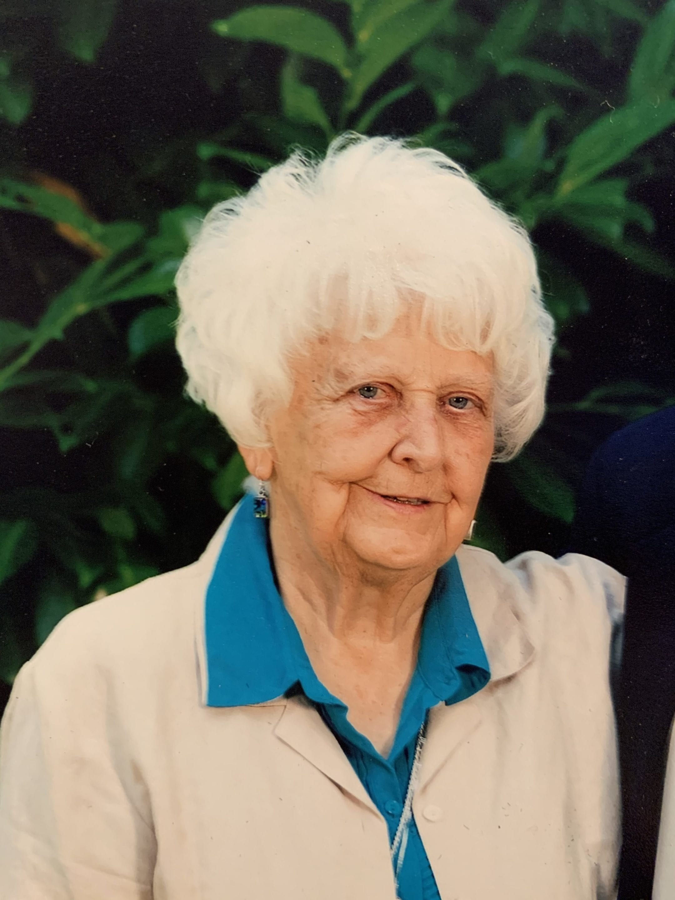 Lila Howe | Obituary | Recompose